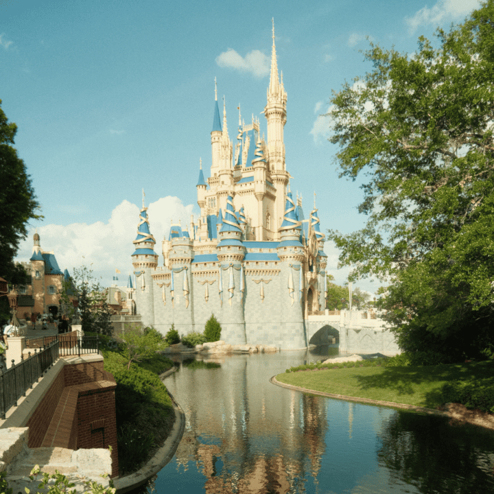 Cheapest Time to Go to Disney World (2025 - 2026) - Adam Bryan